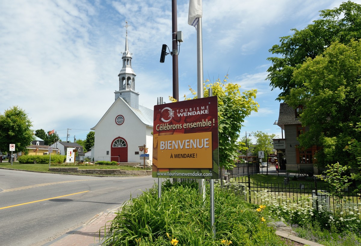 Visiting Place De La Nation Huronne-Wendat, Vieux-Wendake, Quebec City ...