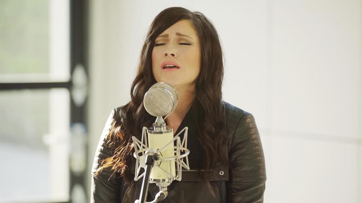 50 Best Worship Songs About Helping Others - HubPages
