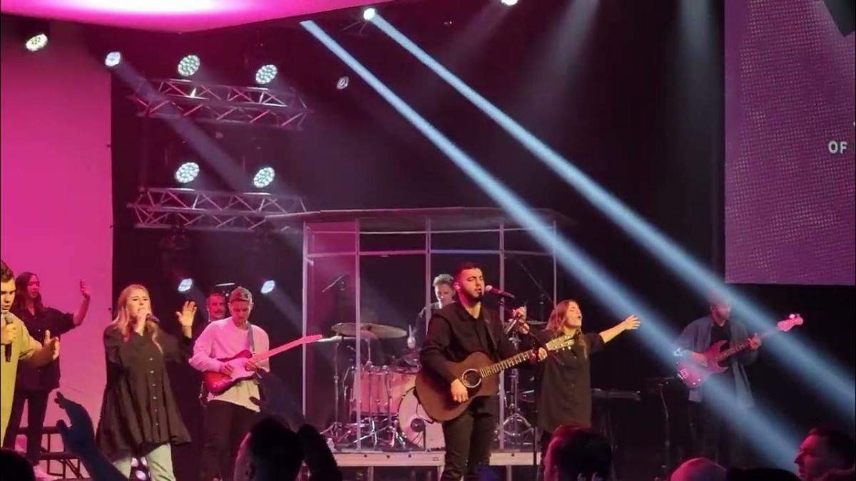 50 Best Worship Songs About Sharing the Gospel - HubPages