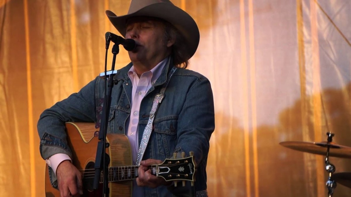 50 Best Country Songs About Being Alone - HubPages