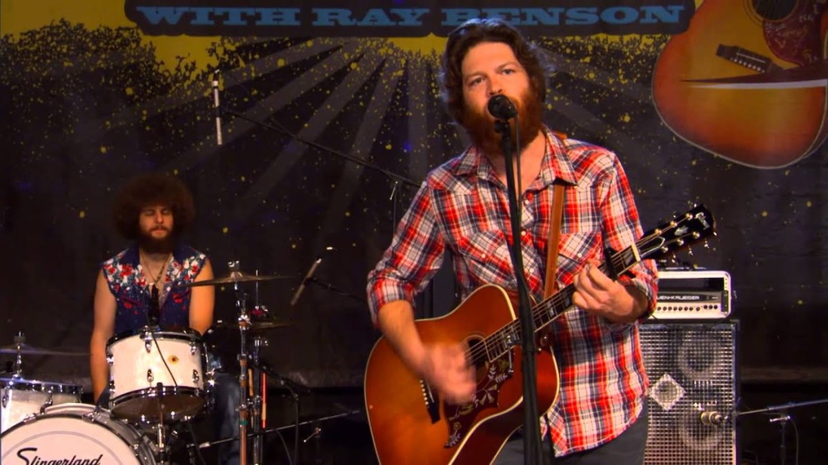 50 Best Country Songs About Wolves - HubPages