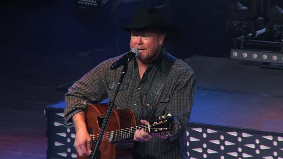 50 Best Country Songs About Guy Friends - HubPages