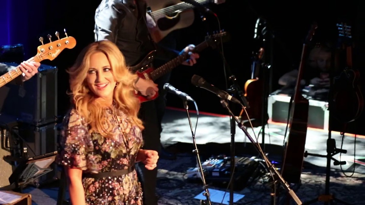 50 Best Country Songs About Prom - HubPages