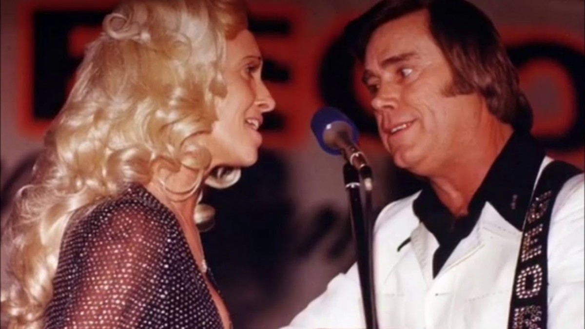 50 Best Country Songs About Phones - HubPages