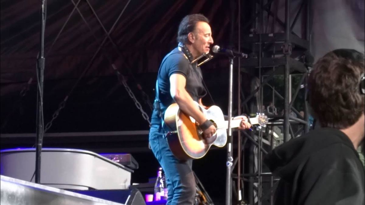 50 Best Baking Bread Songs for IG Reels & Stories - HubPages