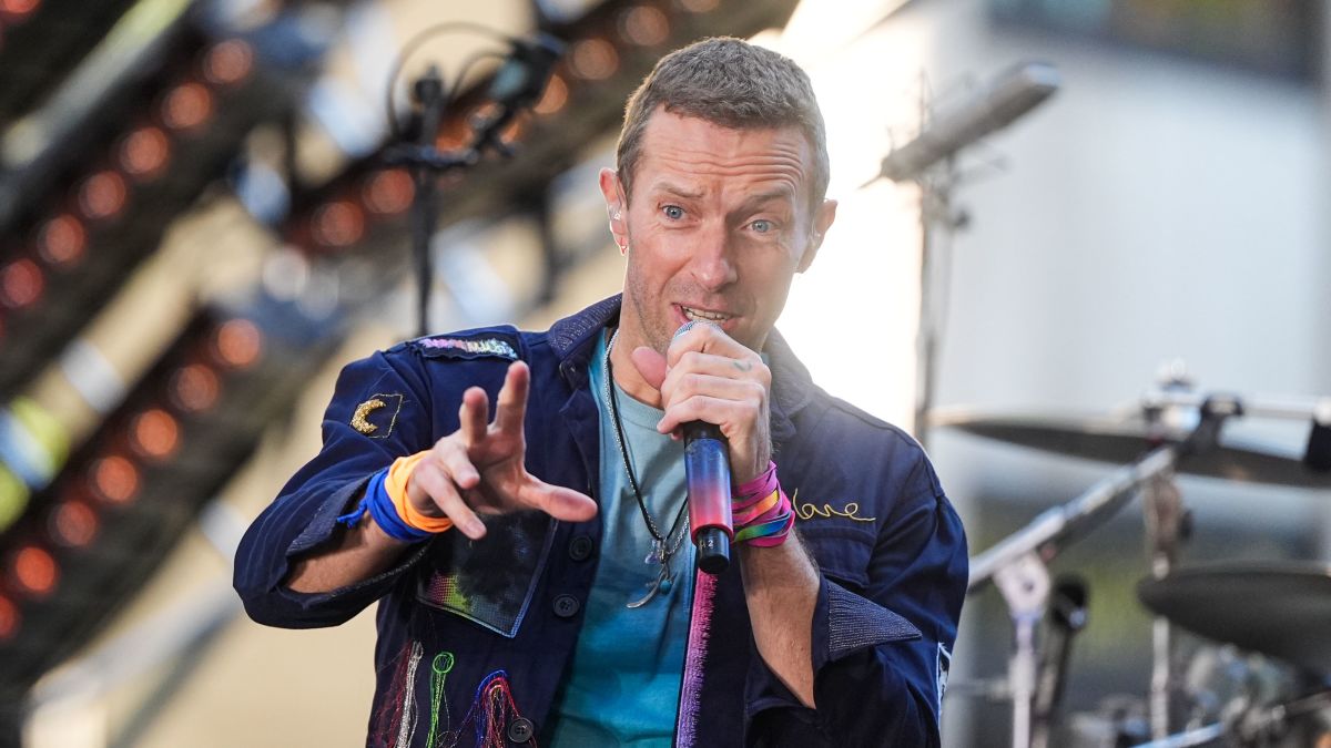 50 Best Travel Vlog Songs for IG Reels & Stories - HubPages