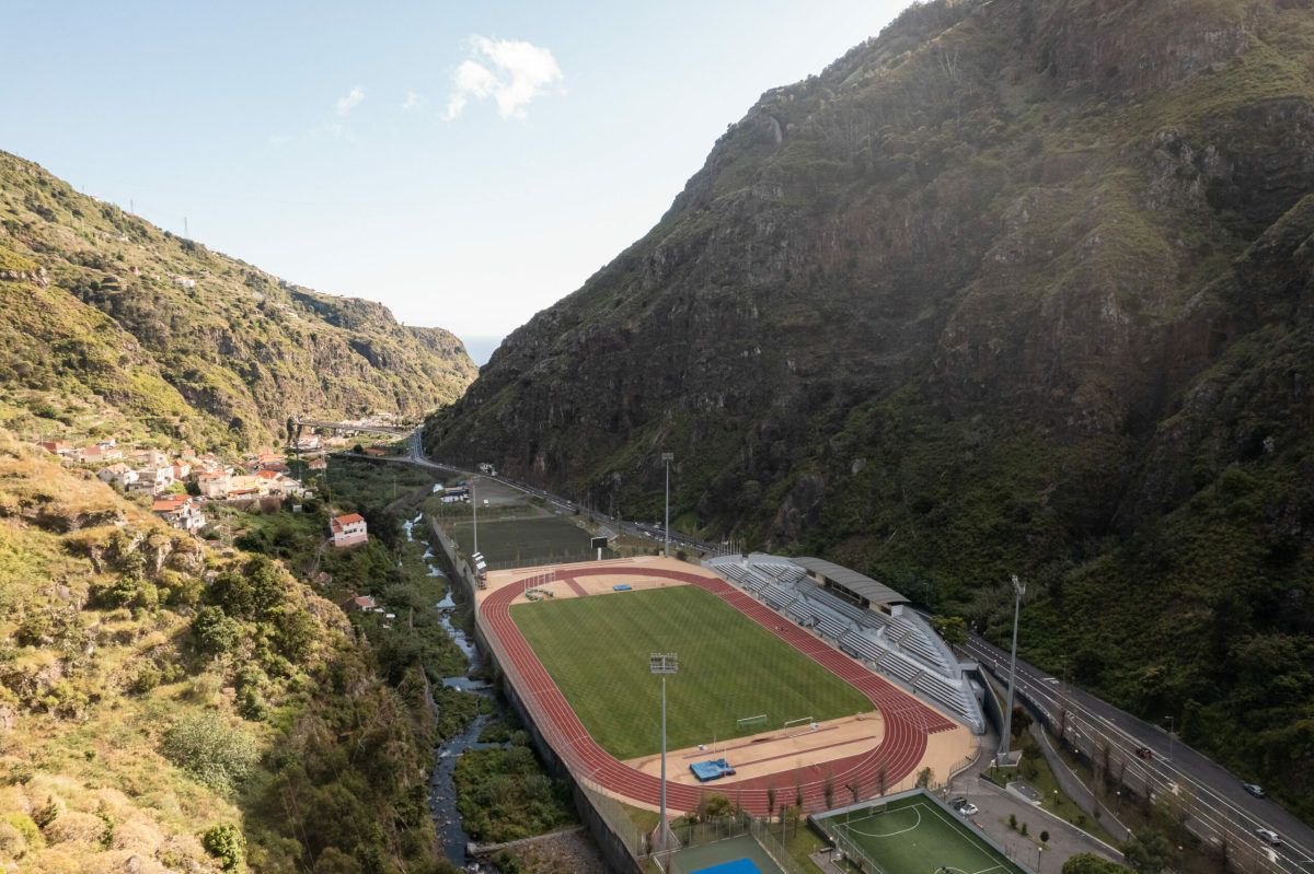 Beautiful Stages of the Beautiful Game: 10 Picturesque Stadiums in ...