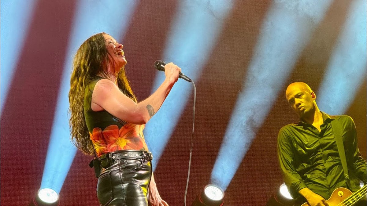50 Best Songs About Being Played - HubPages