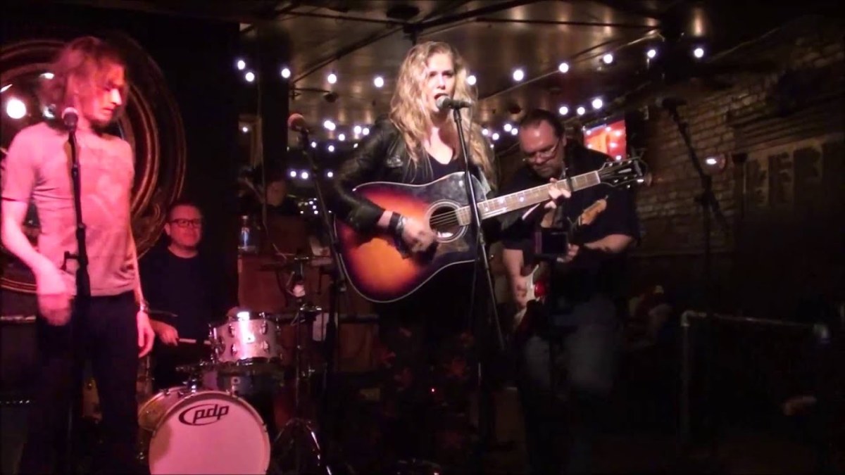 50 Best Bands Like Dorothy - HubPages