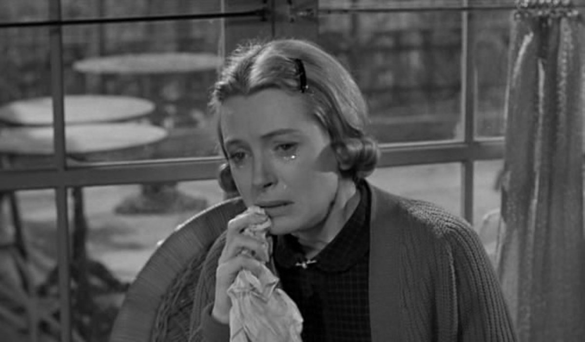 Lonely People Sit at Separate Tables - HubPages