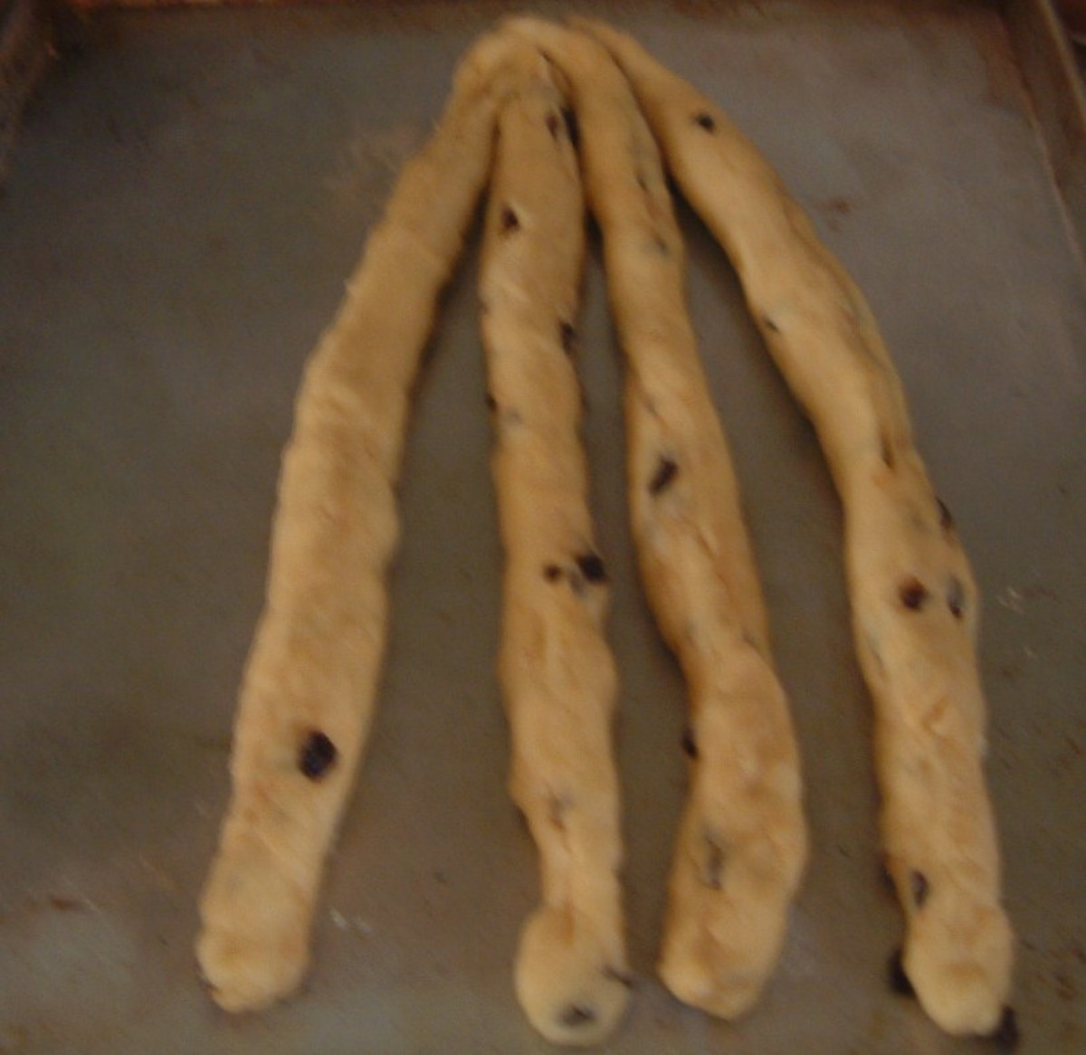 Raisin Bread Braided With a Twist Recipe - HubPages