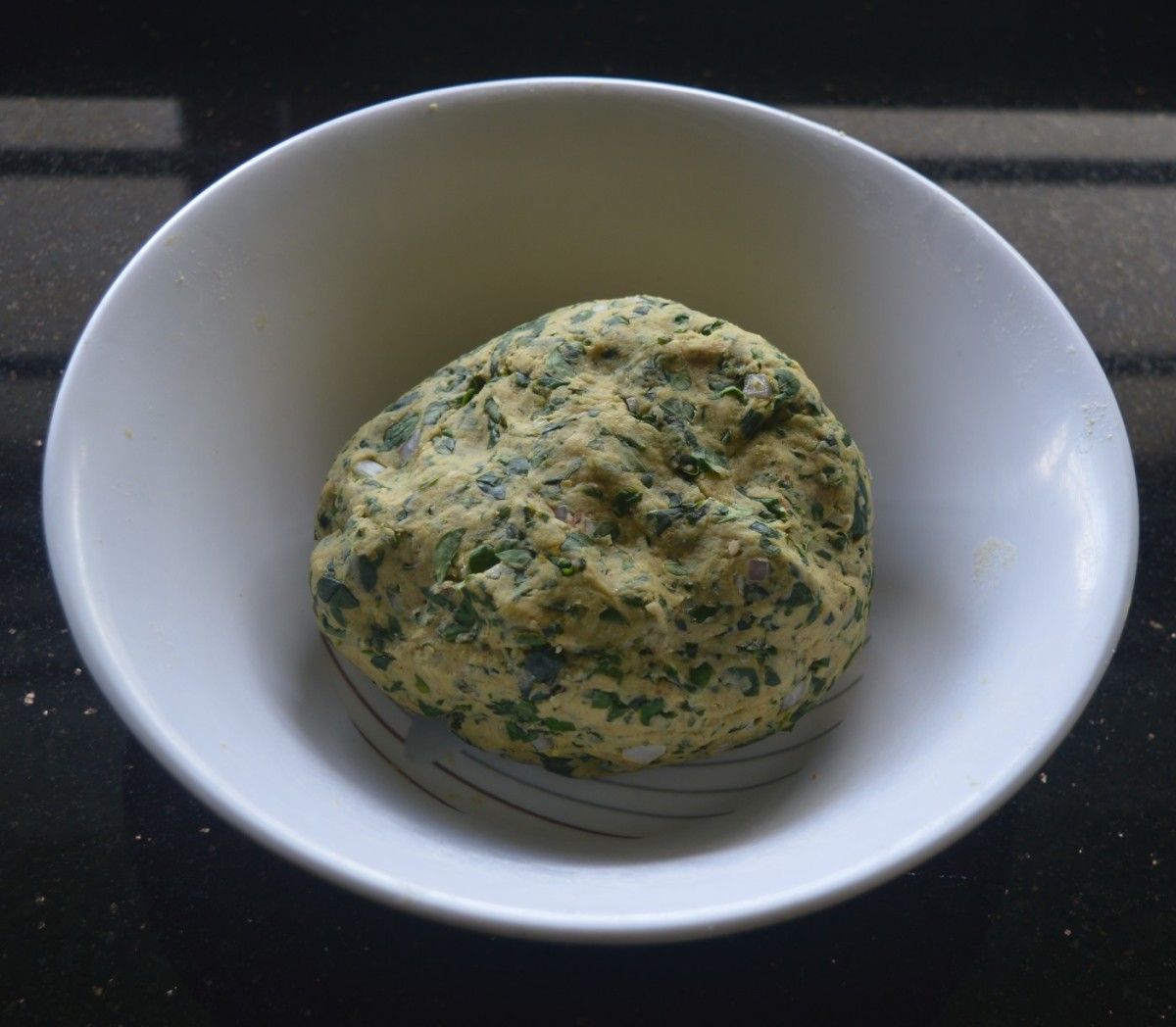 Recipe for Moringa (Drumstick) Leaf Paratha With Curd Dip - Delishably