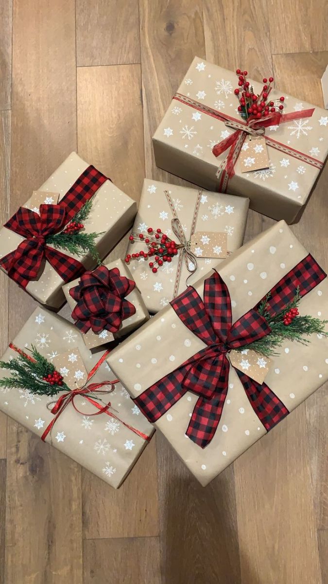 35+ Creative Christmas Gift Wrapping Ideas for Friends & Family - HubPages