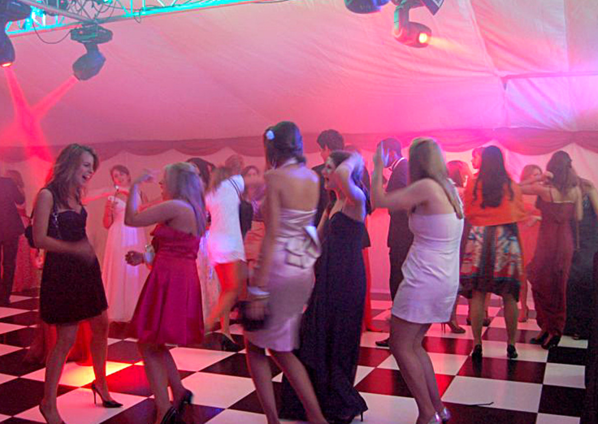 12 Perks of Playing in a Cover Band - HubPages