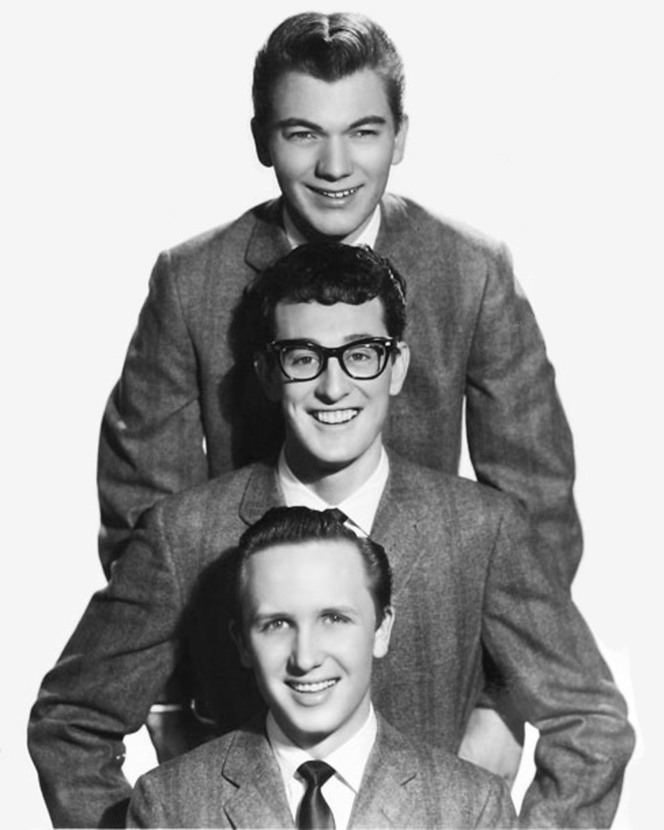 The Buddy Holly vs. Gary Busey Review - HubPages