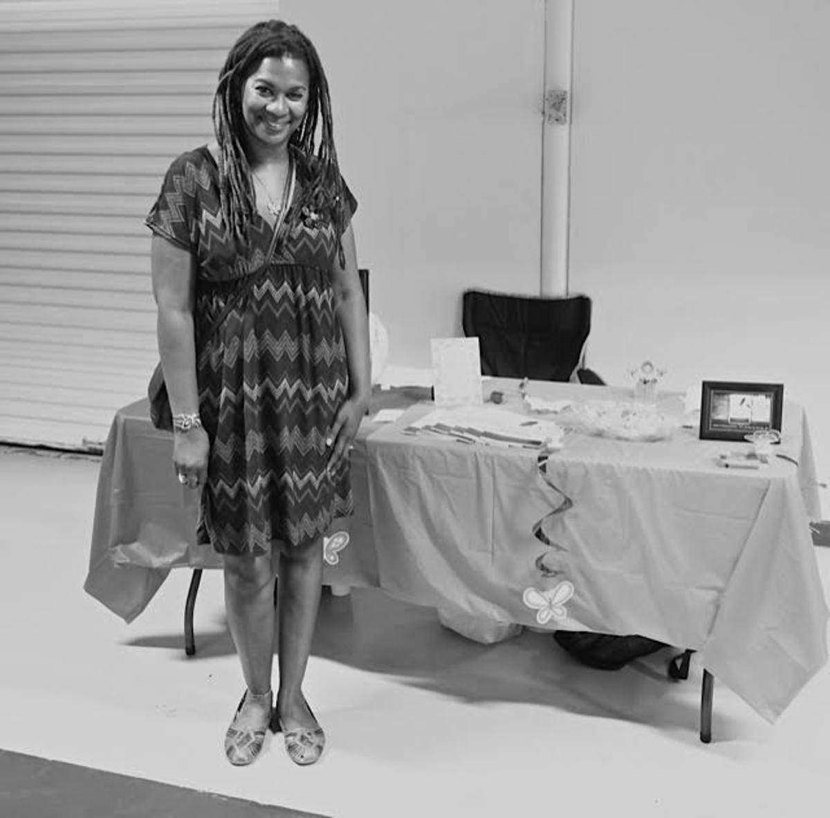 Colette Paul ~ For Your Eyes Only - HubPages