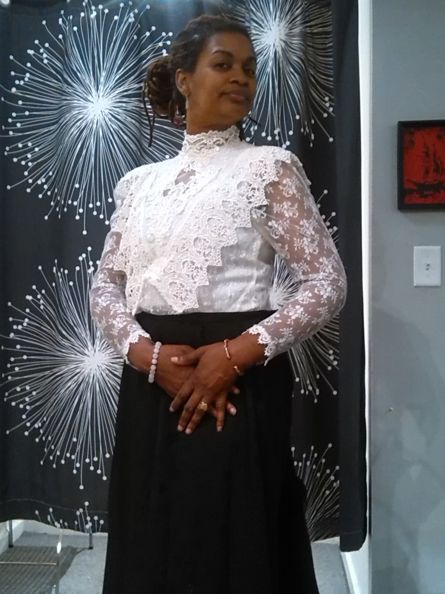 Colette Paul ~ For Your Eyes Only - HubPages