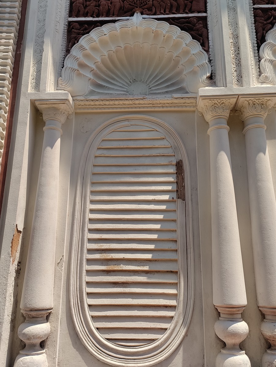 False or Fake Doors in Bengal Temple Decoration - HubPages
