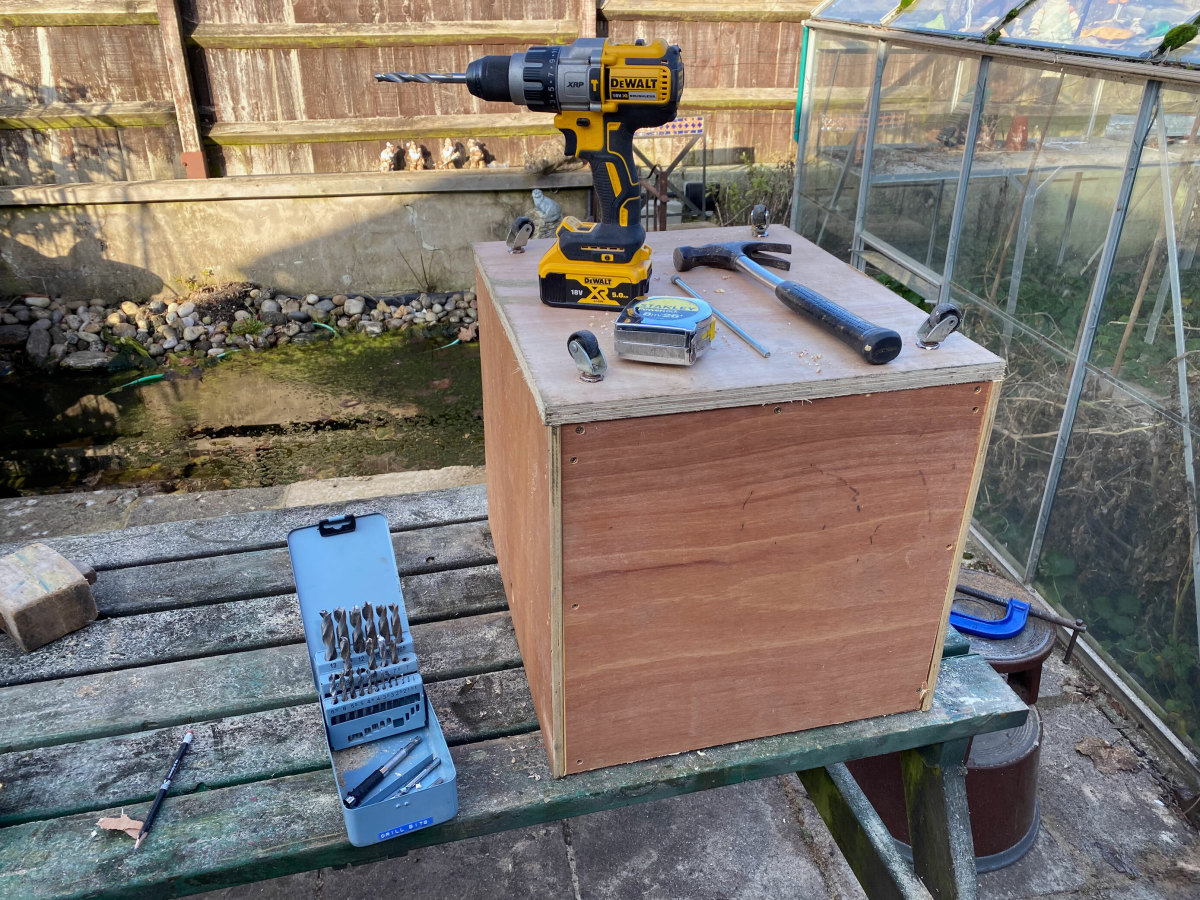 How-to Make a Wooden Storage Box on Wheels and With Rope Handles - HubPages