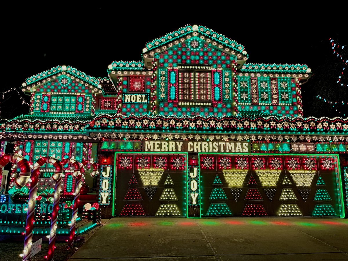 6 of the Best Free Light Displays in South Metro Denver: Englewood ...