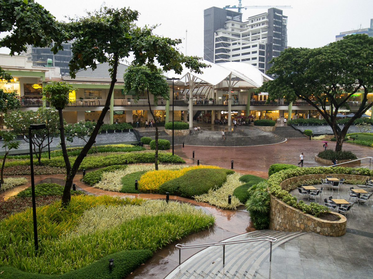 Travel to Cebu on a Budget: 10 Affordable Hotels With Perks - HubPages