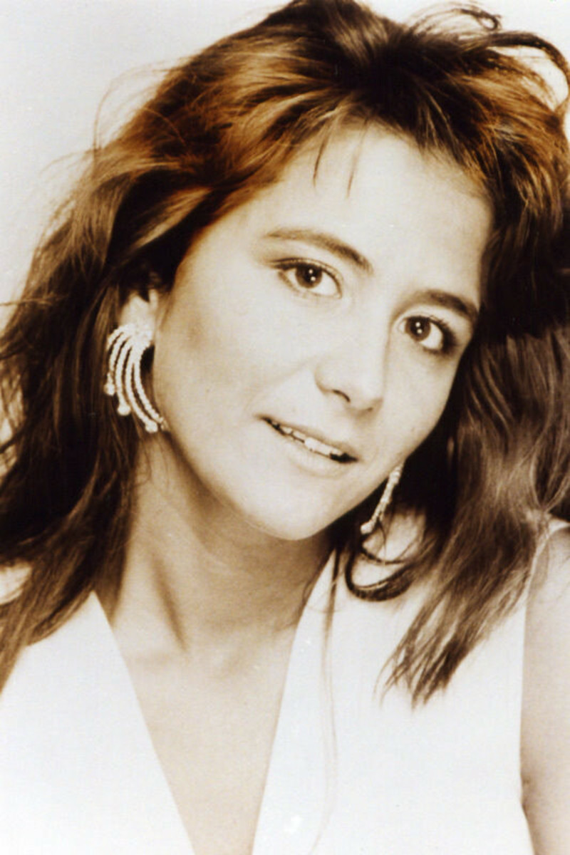 Advice from a Hitman - An Interview with Photojournalist Prisana Nuechterlein - HubPages