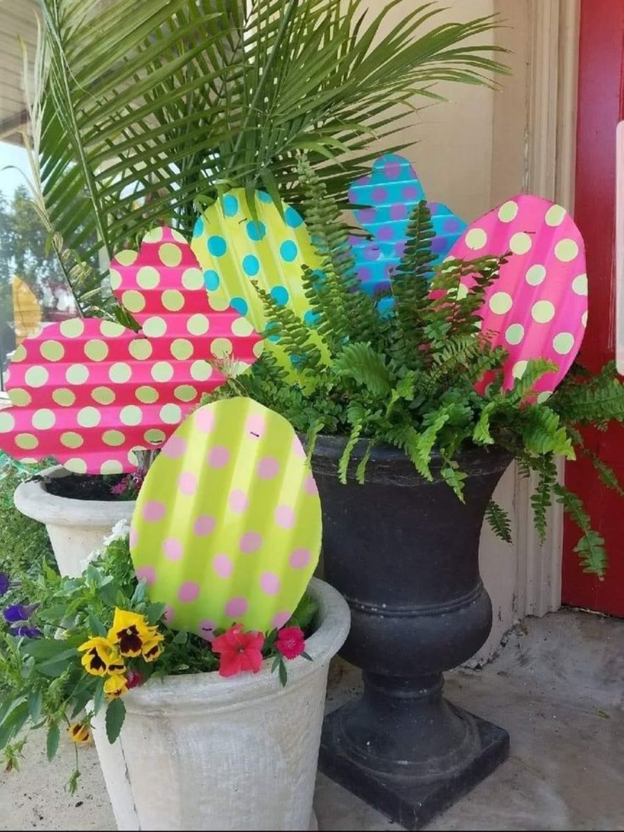 25+ Outdoor Easter Decor Ideas - HubPages