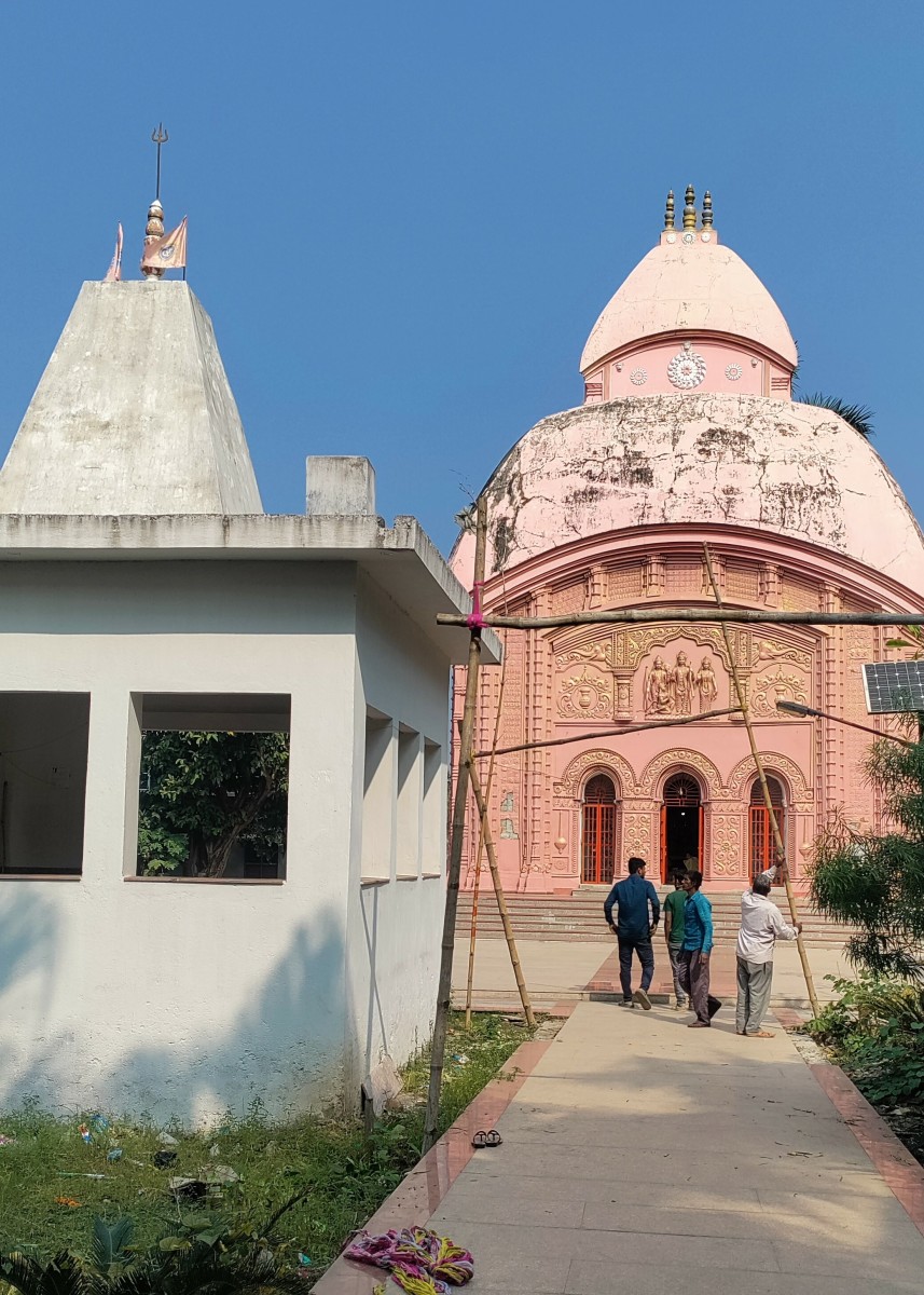 Lord Rama without a Bow & arrows : Janaki Nath temple, Nandigram ...