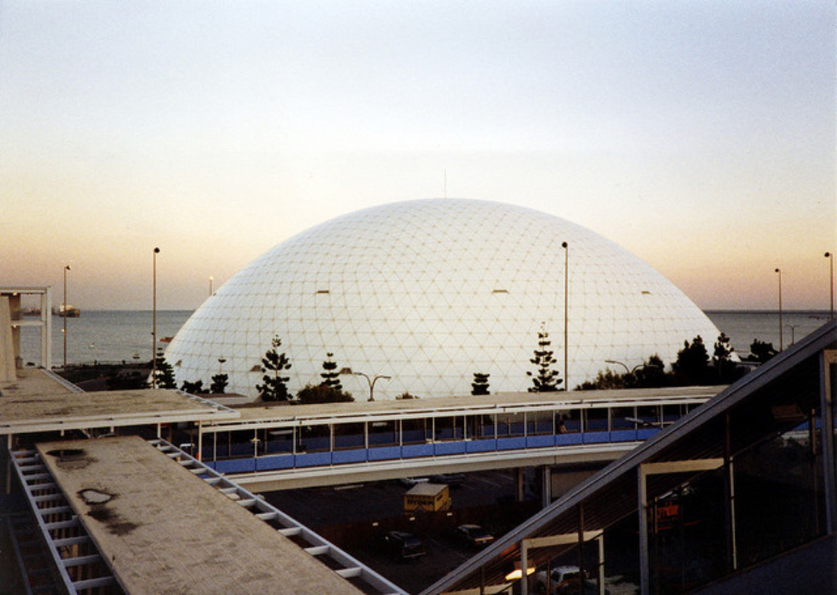 Visit the Spruce Goose and Learn About its Place in Aviation History ...