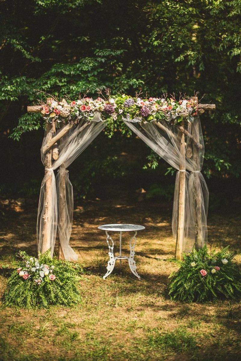 Diy Rustic Wedding Arch 25 Chic And Easy Rustic Wedding Arch/Altar