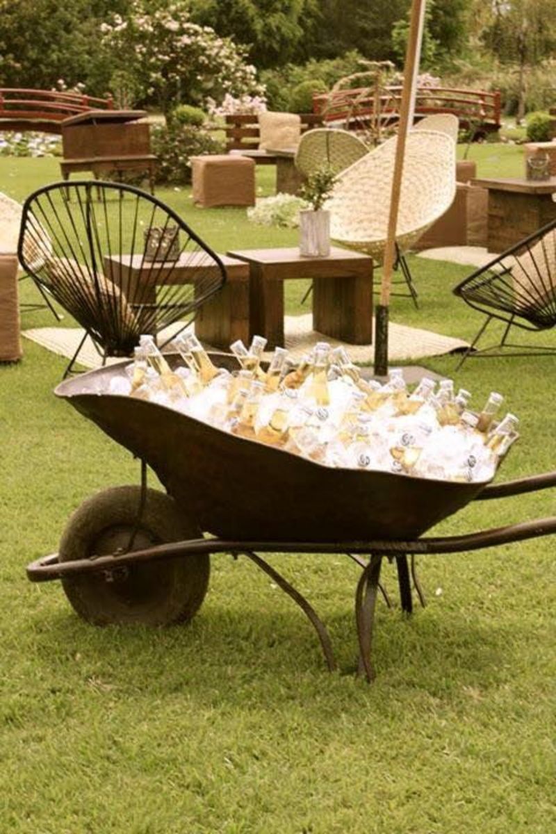 75+ Creative Backyard Wedding Ideas On a Budget - HubPages