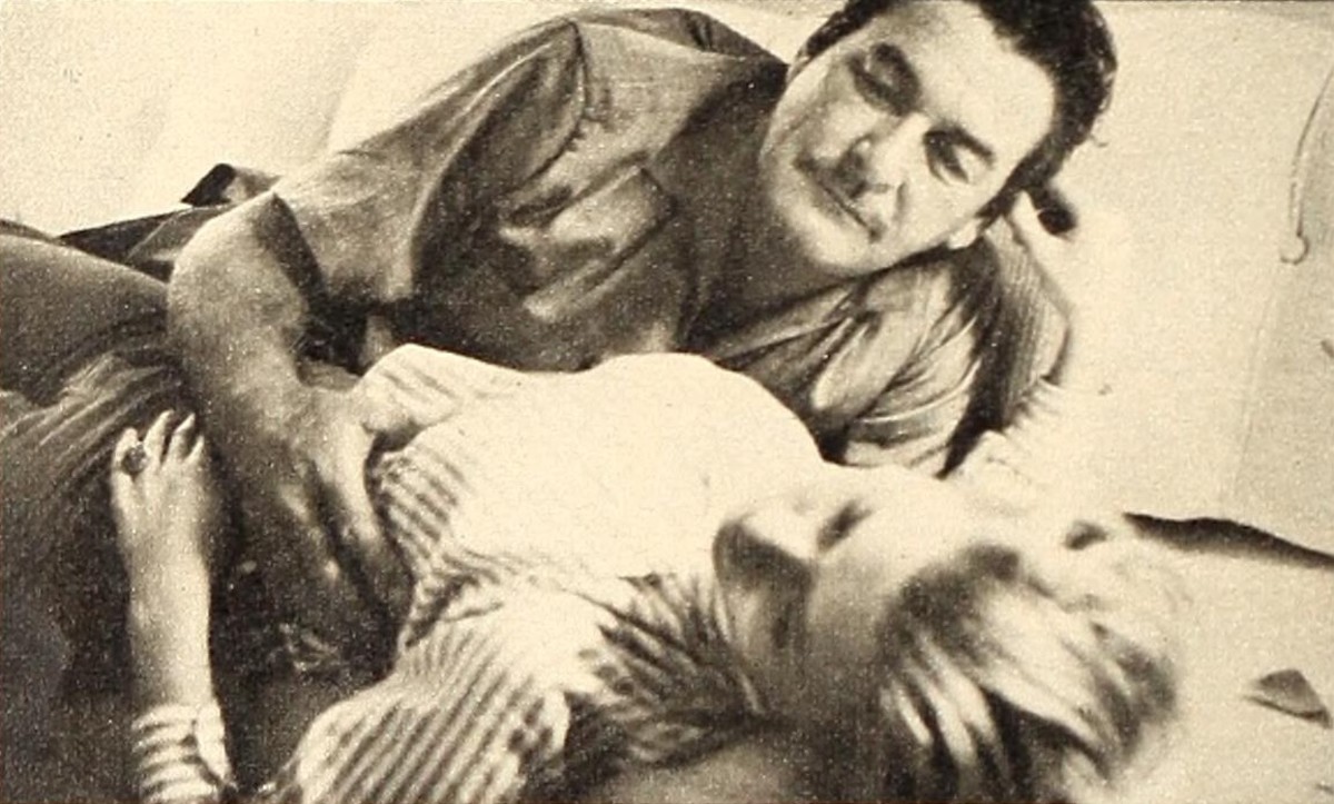 Errol Flynn and Beverly Aadland: A Scandalous Affair - HubPages