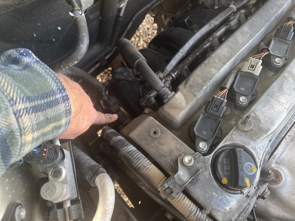 How to Replace the Variable Valve Timing (VVT) Solenoid on a Third ...