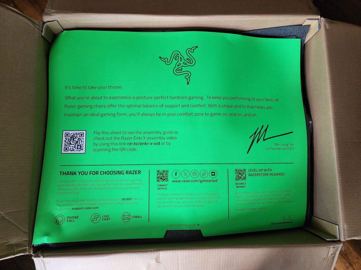 The Gaming Chair That Truly Delivers: A Review of The Razer Enki X ...